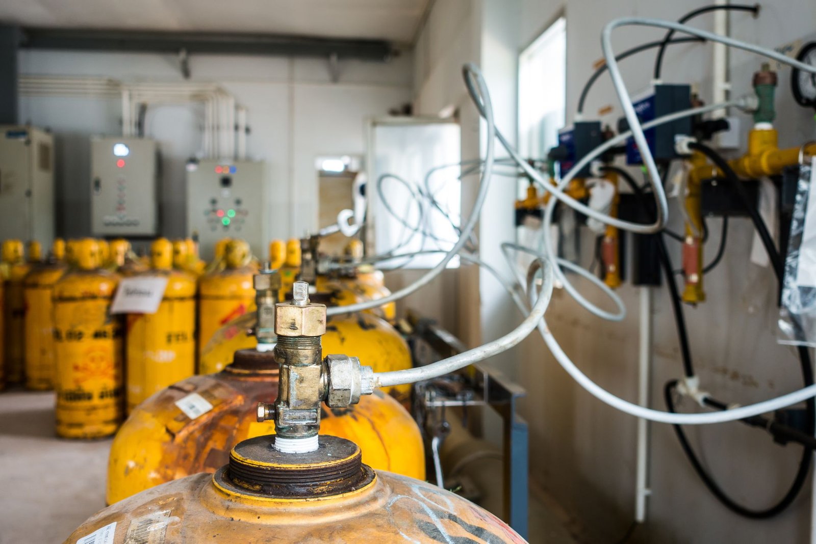 Ultimate Guide To How Does A Hot Water Cylinder Work - Hot Water ...
